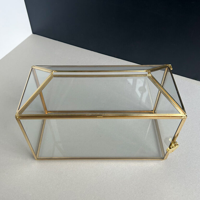 Kingilaegas 'ERIC' | DecoRento